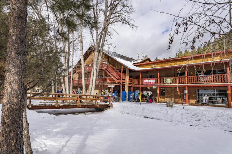 Sipapu Lodging on the Mountain - Sipapu Ski & Summer Resort